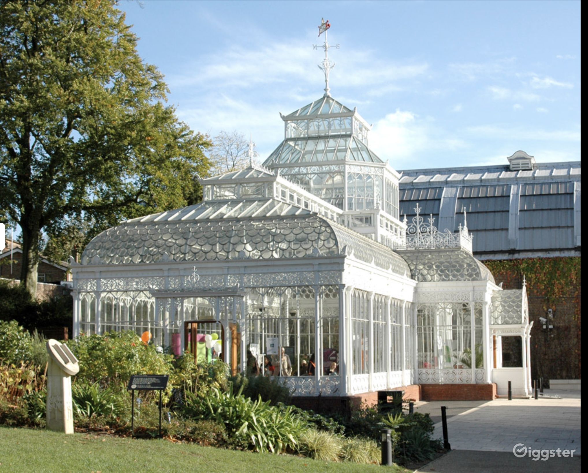Elegant Victorian Conservatory in London | Rent this location on Giggster