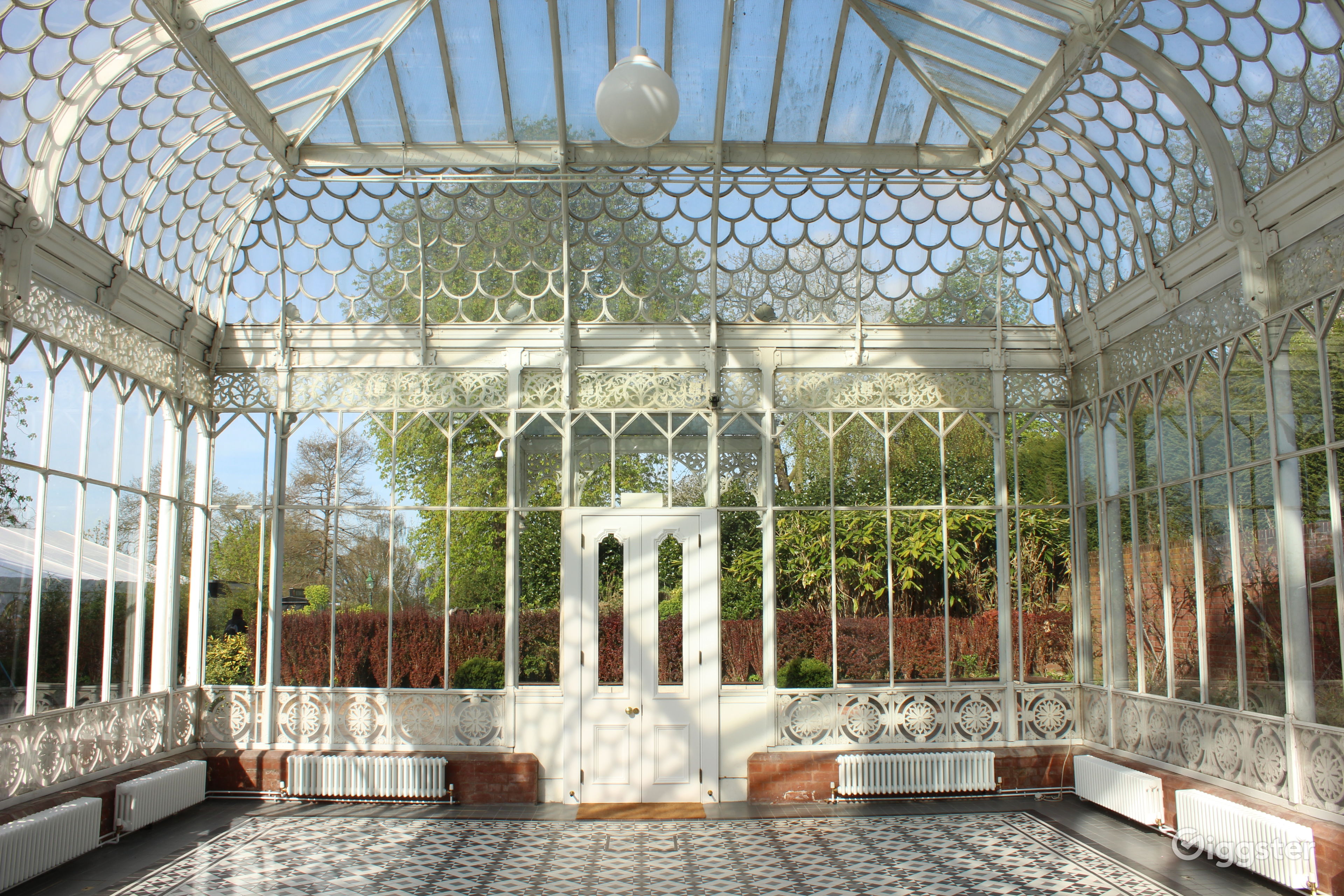 Elegant Victorian Conservatory in London | Rent this location on Giggster