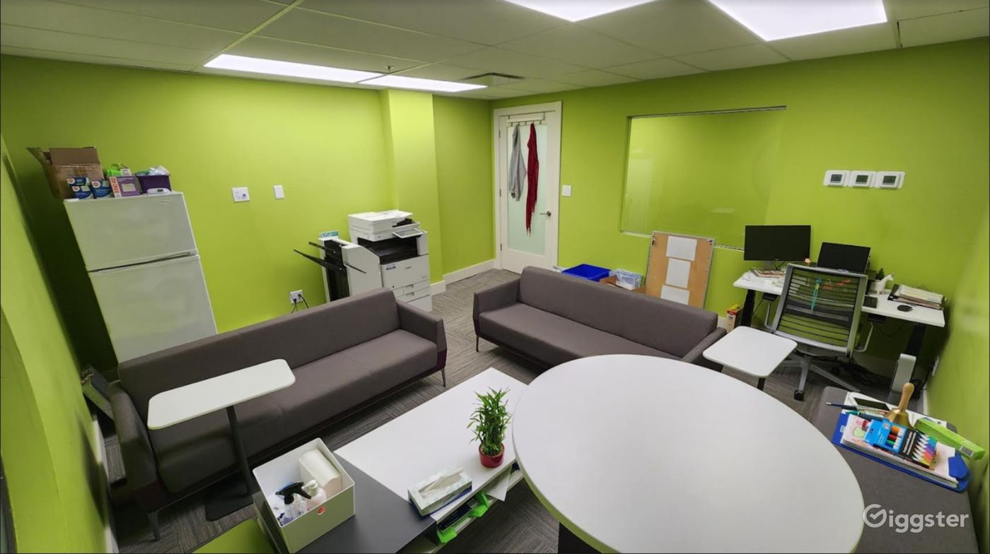 The Staff Room | Rent this location on Giggster