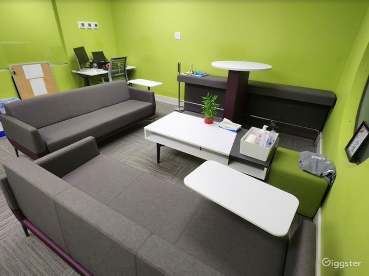 The Staff Room | Rent this location on Giggster