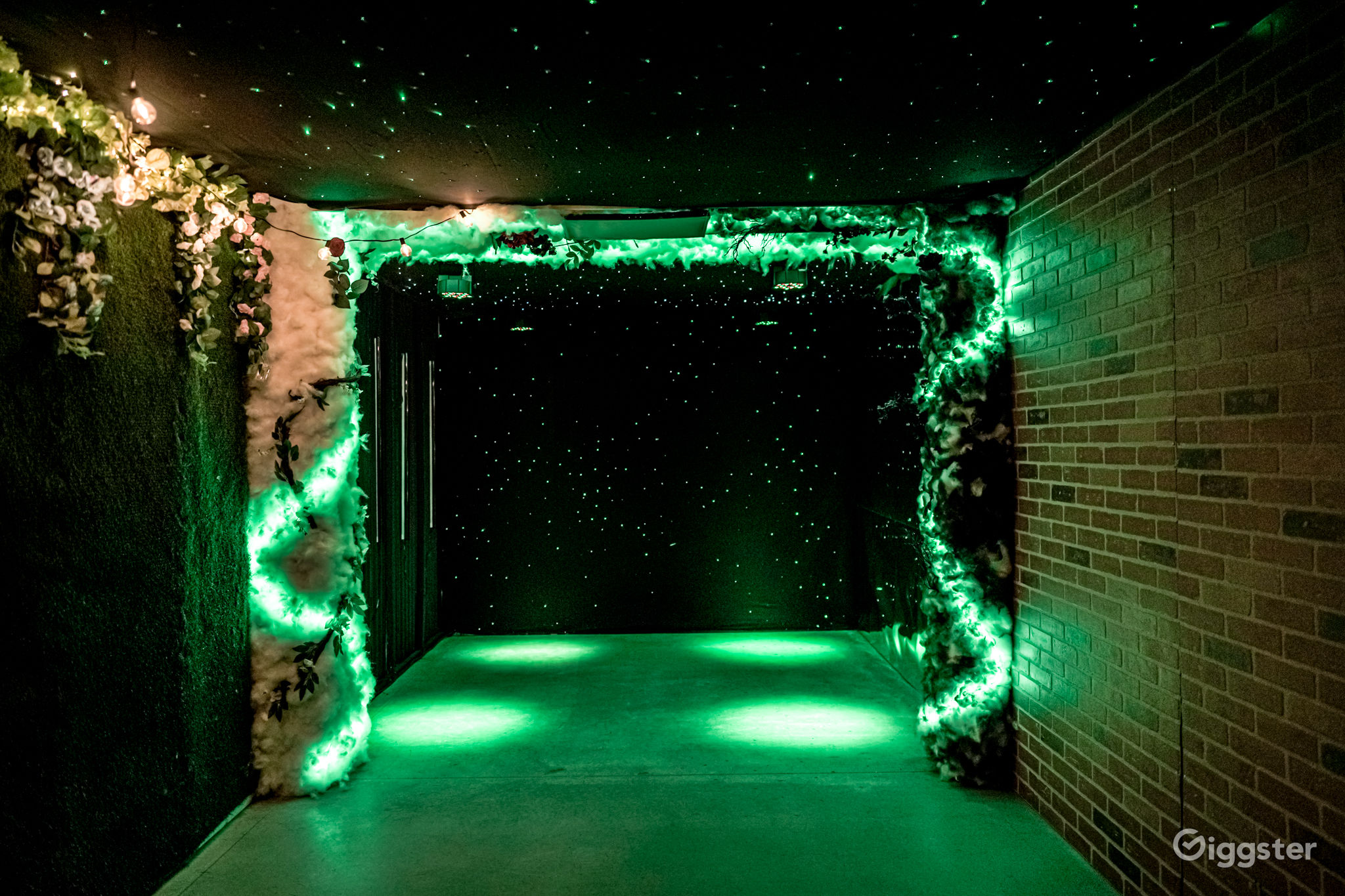 The BEST 10 Black Box locations to rent near me | Giggster