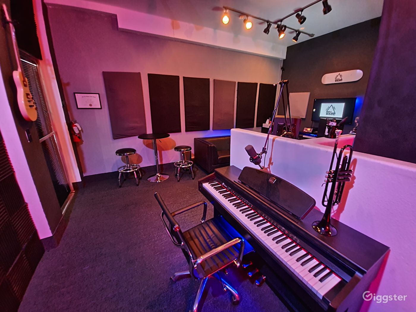 Creative Music Studio | Rent this location on Giggster