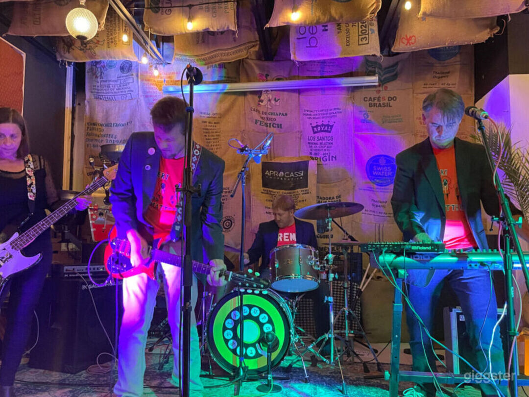 A 90s Throwback Coffee House with Killer Analog Sound | Rent this ...