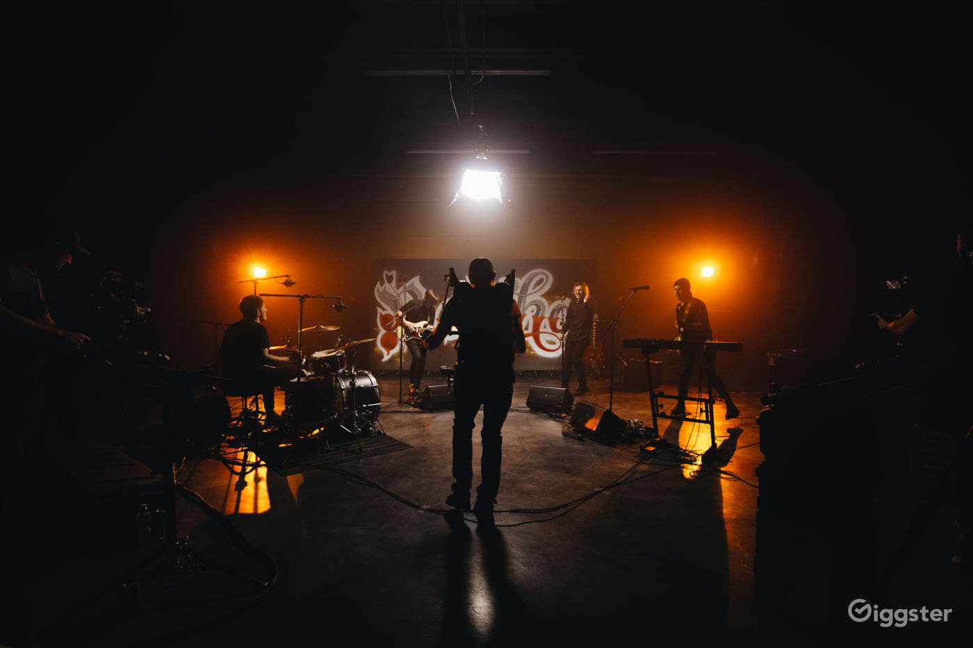 Modern Black Box Studio | Rent this location on Giggster