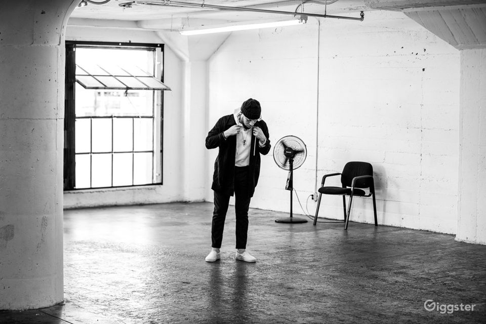 Capturing Magic: Well-Lit Creative Studio | Rent this location on Giggster