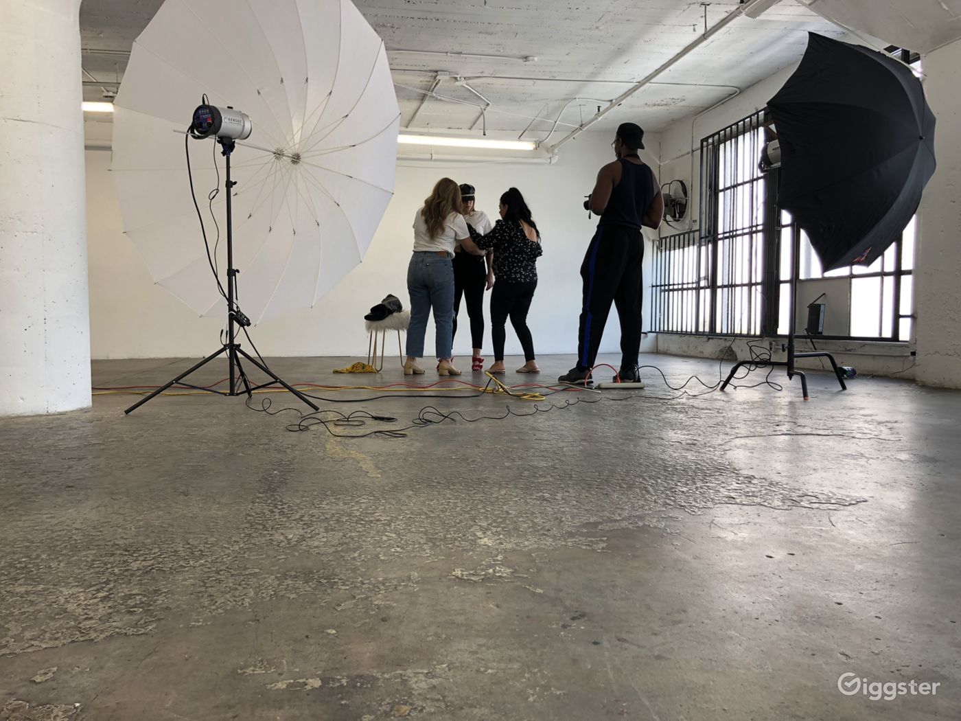 24-hour Naturally Lit Multi-purpose Studio | Rent this location on Giggster