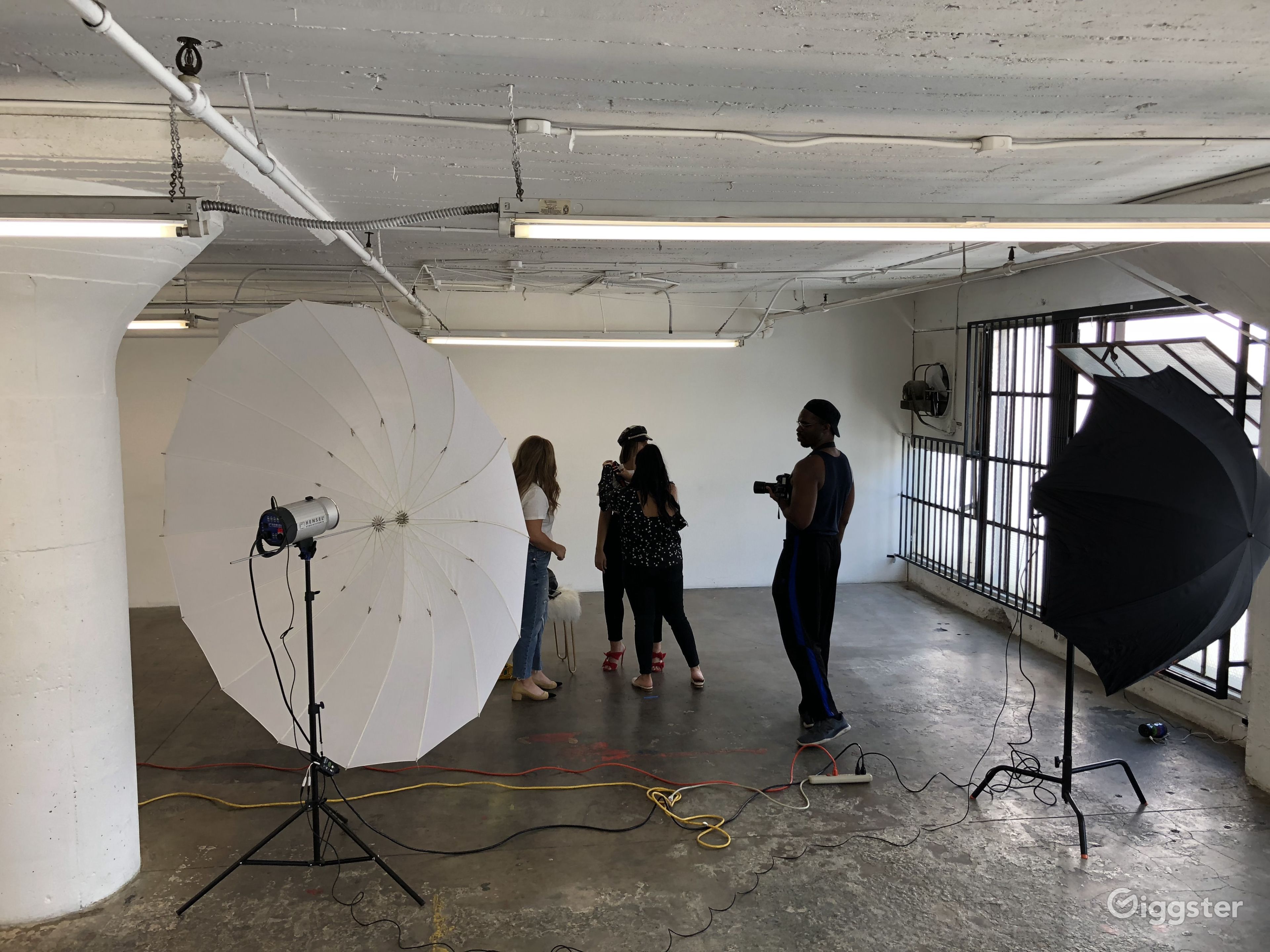 24-hour Naturally Lit Multi-purpose Studio | Rent this location on Giggster
