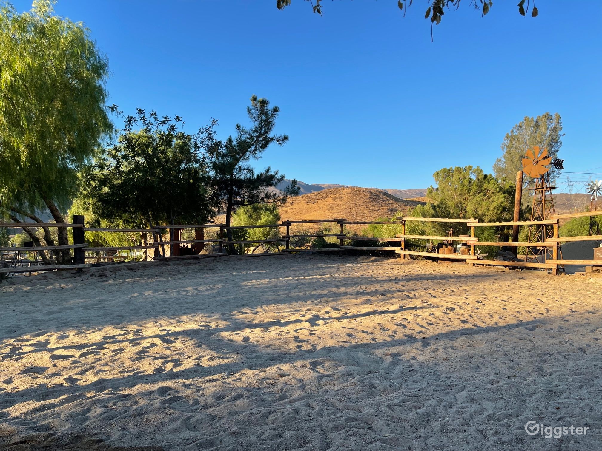 Cyclorama Green Screen & Photo Studio including Outdoor Sets | Rent ...