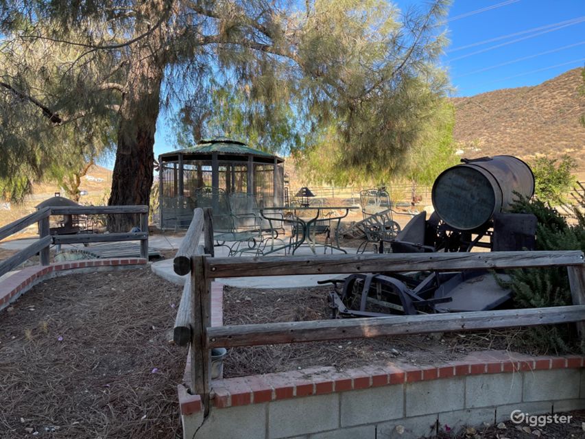 Cyclorama Green Screen & Photo Studio including Outdoor Sets | Rent ...