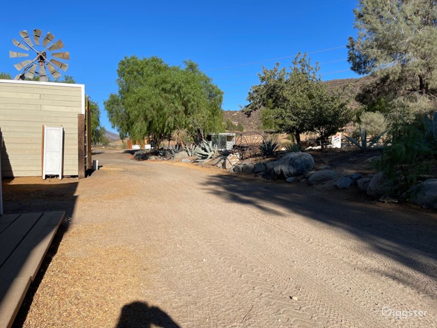 Cyclorama Green Screen & Photo Studio including Outdoor Sets | Rent ...