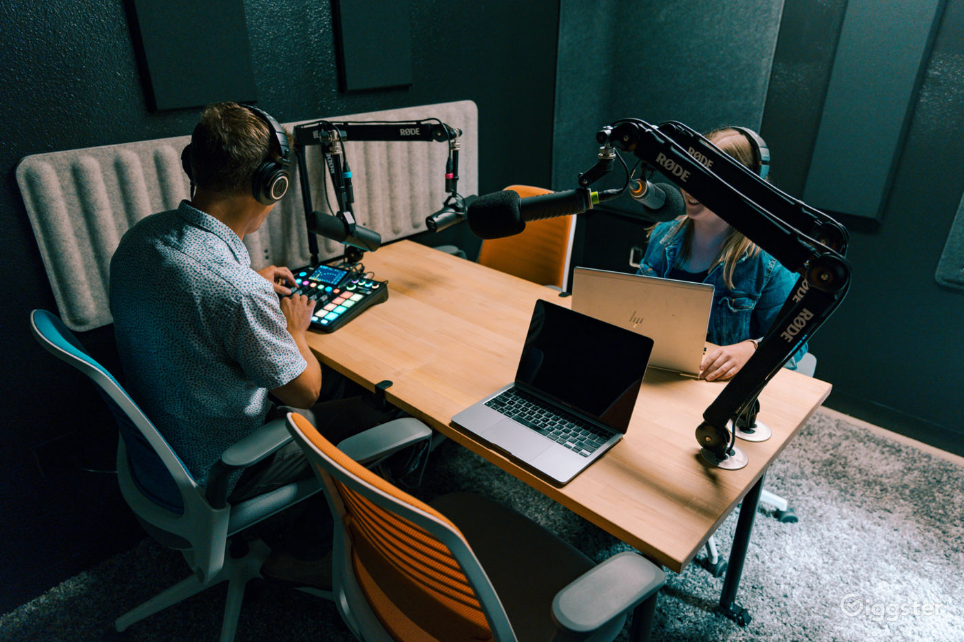 Podcast Studio room | Rent this location on Giggster