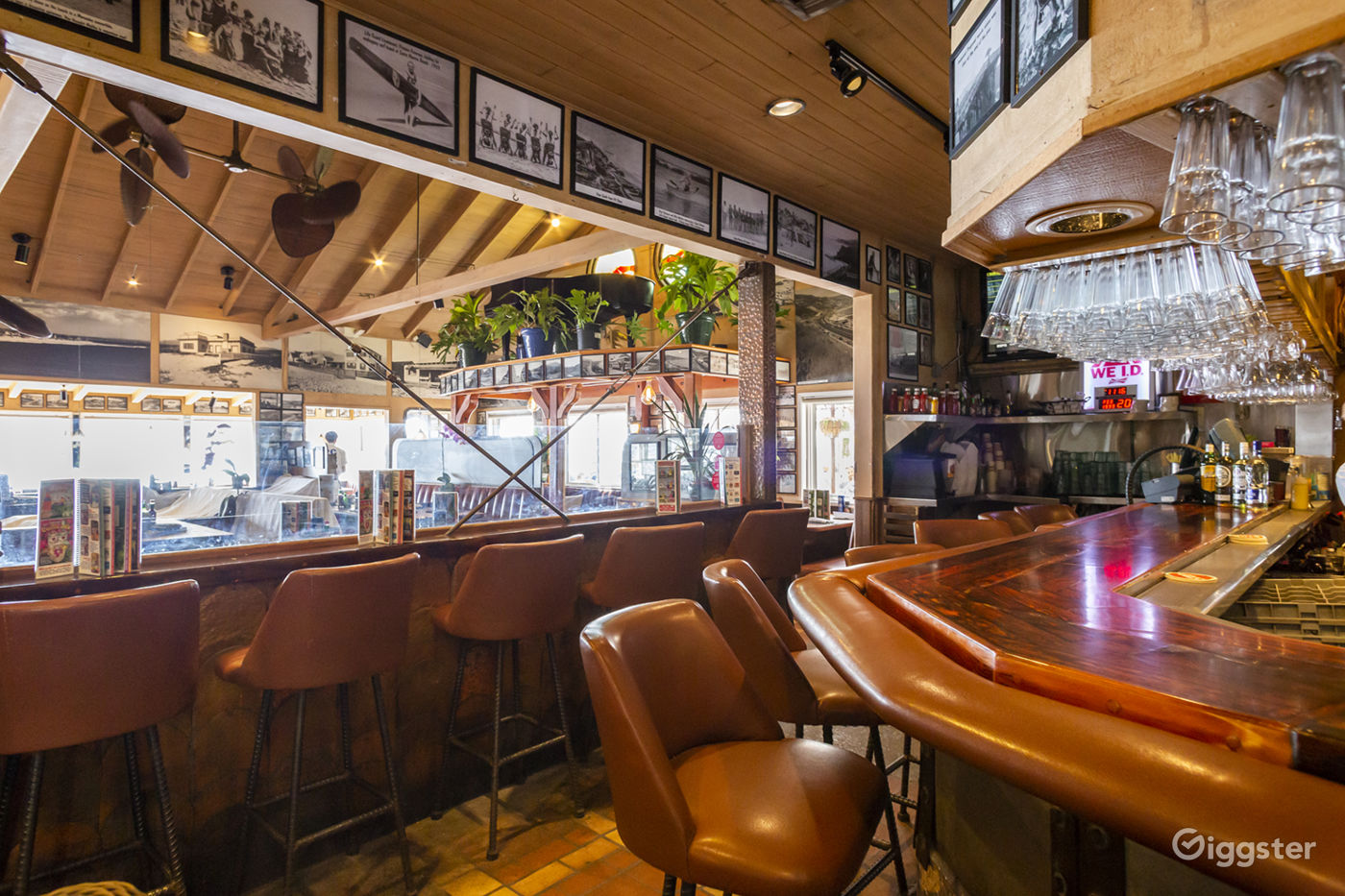 Beachside Cafe | Rent this location on Giggster