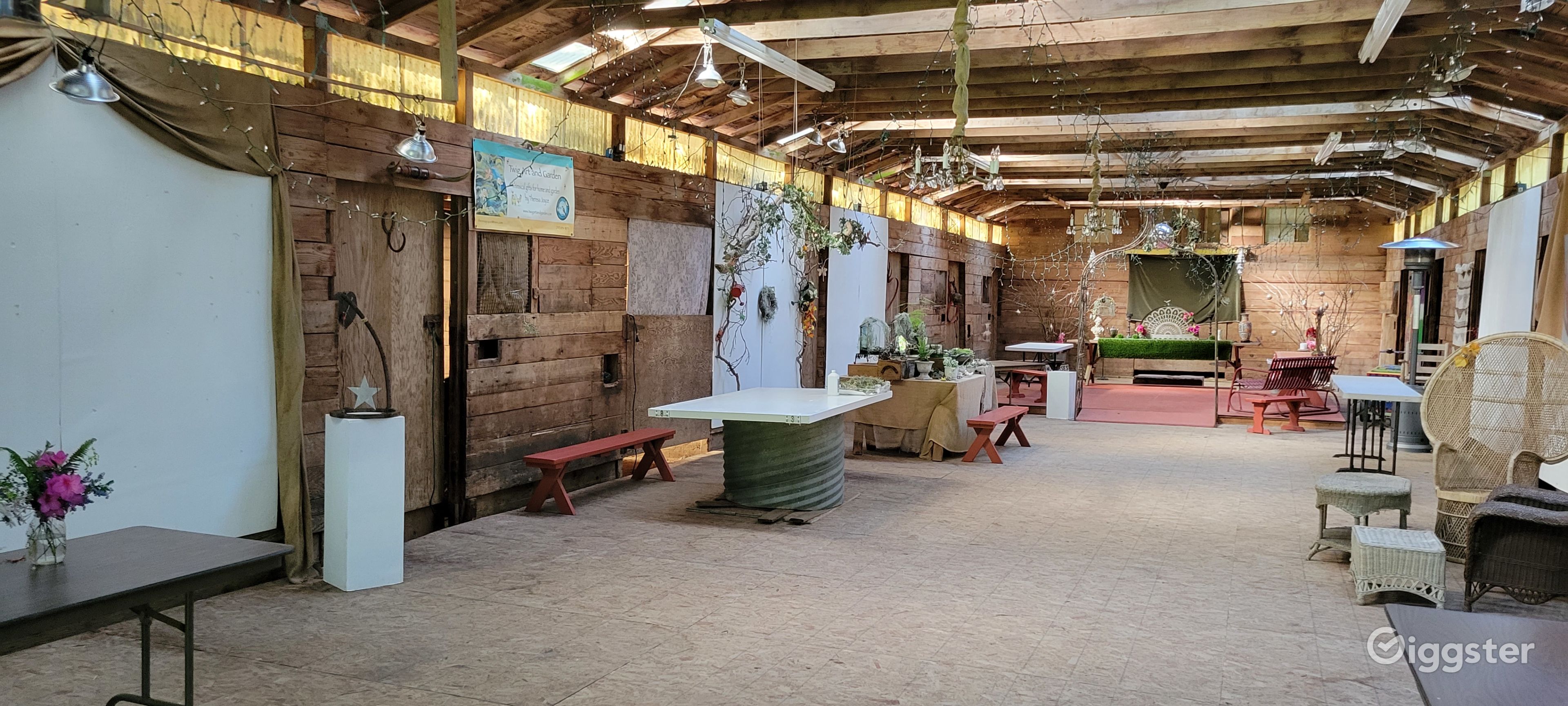 Spacious Rustic Barn for Films and Meetings | Rent this location on ...