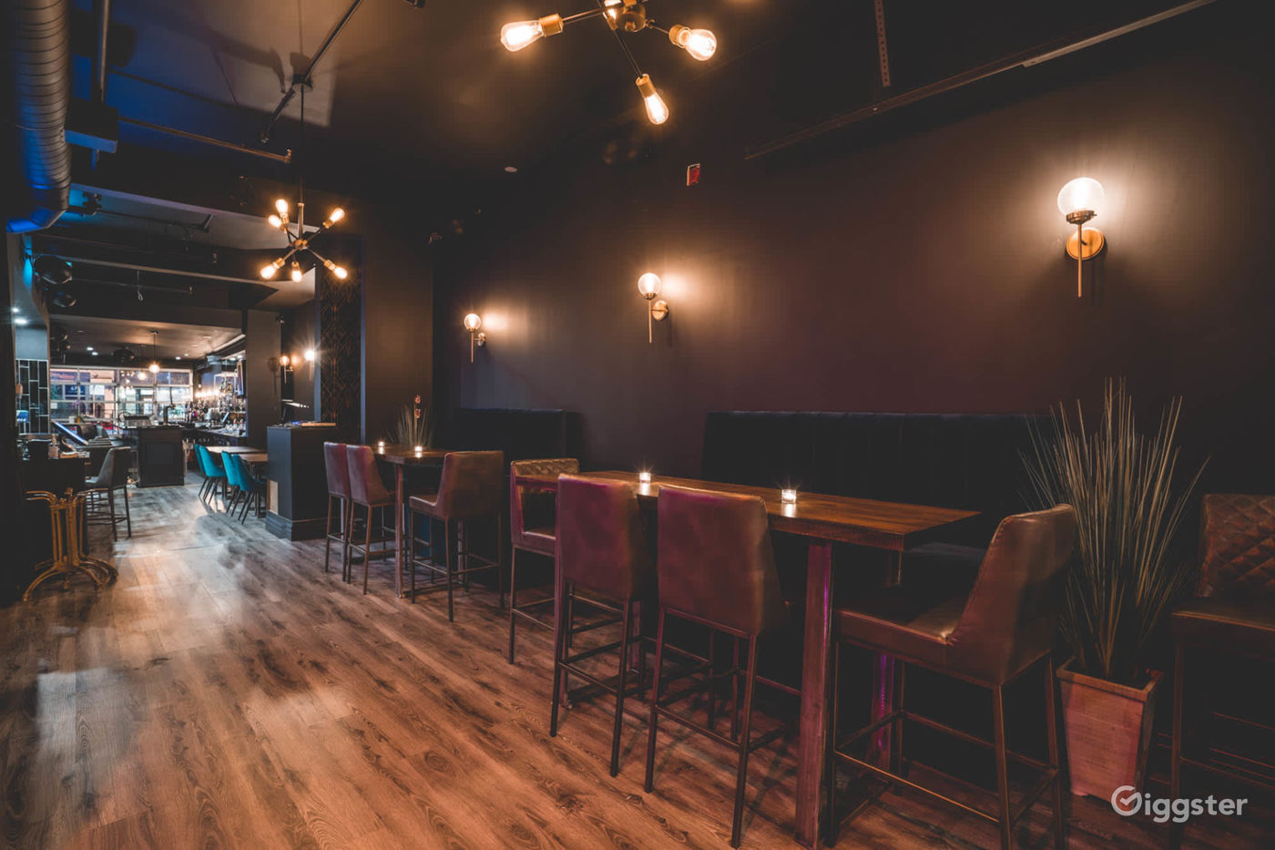 Modern Bar & Restaurant in the Heart of Downtown Toronto | Rent this ...