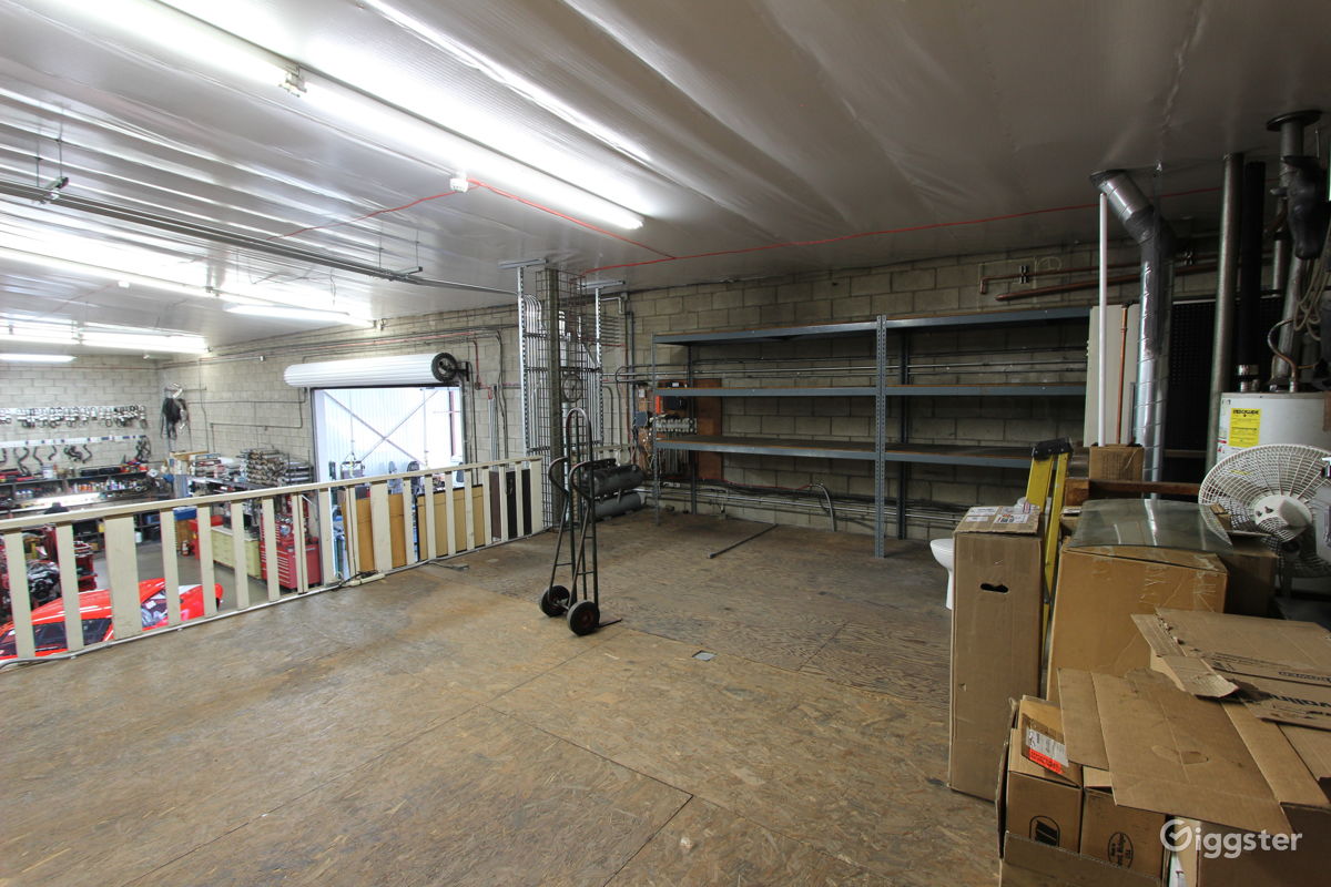 Muscle Car Garage | Rent this location on Giggster