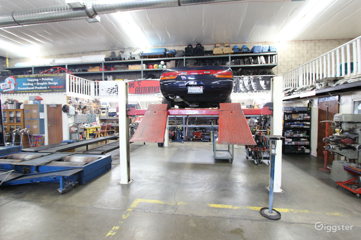 Muscle Car Garage | Rent this location on Giggster