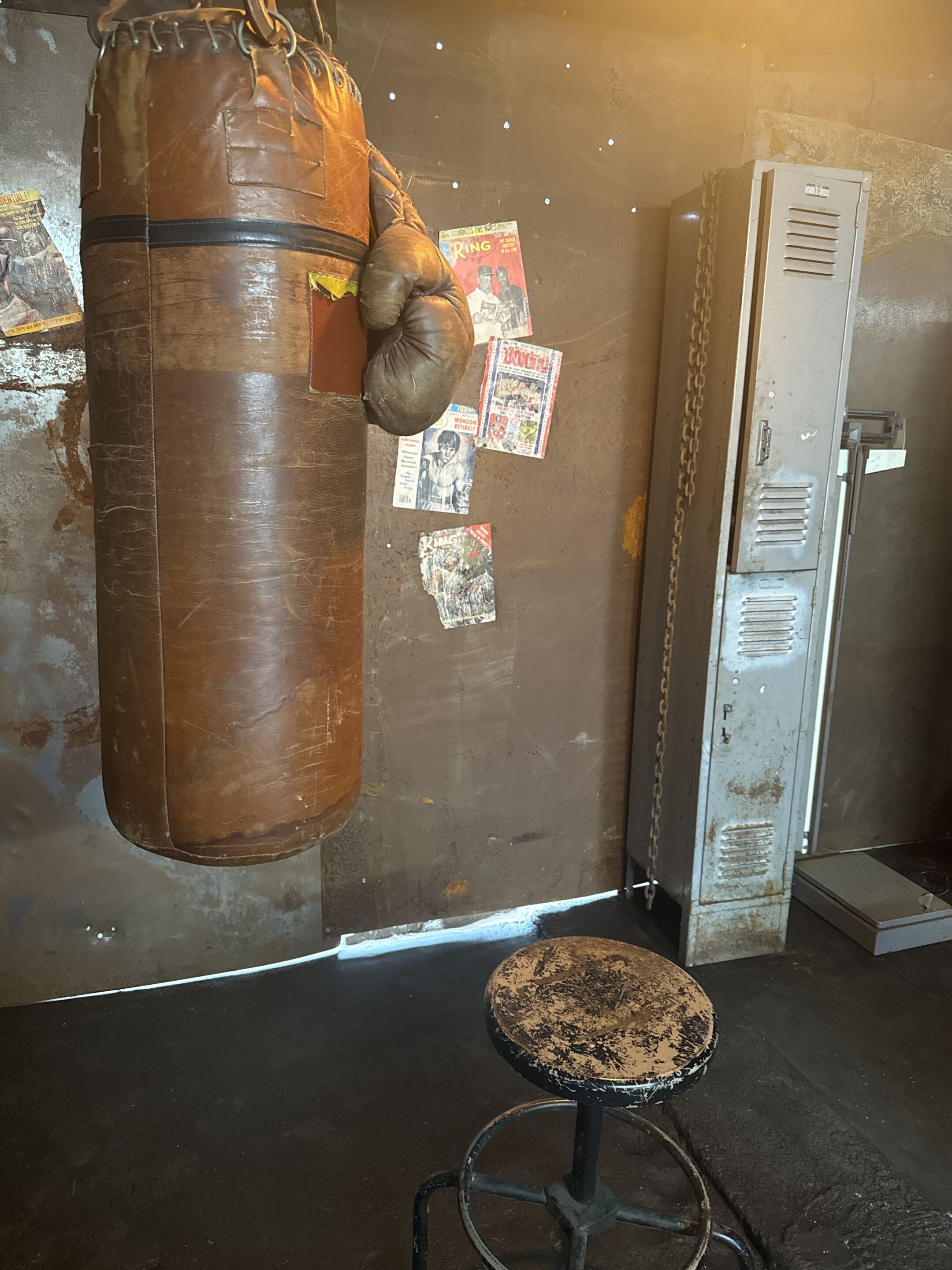 VINTAGE BOXING LOCKER ROOM | Rent this location on Giggster
