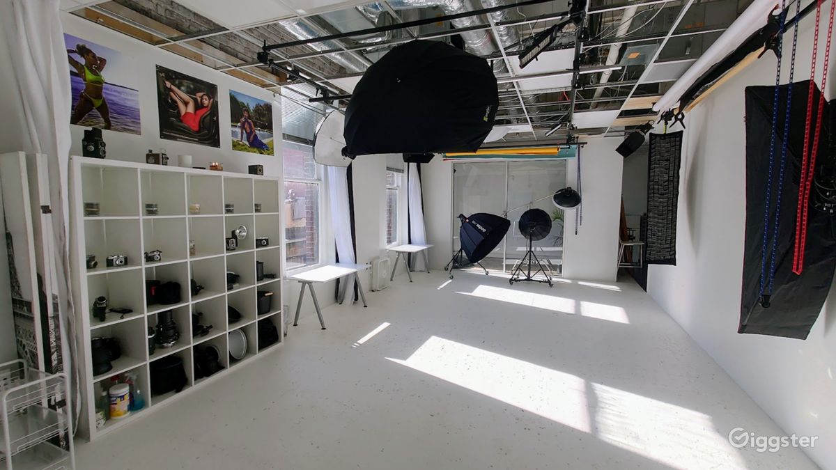 360ism Studios - Photo+Video+Podcast Production | Rent this location on ...