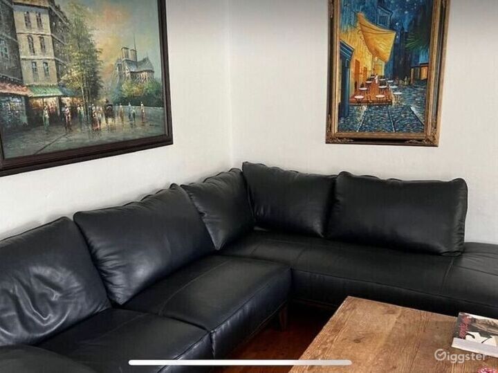 Anytown, Anywhere USA-Quaint traditional home | Rent this location on ...