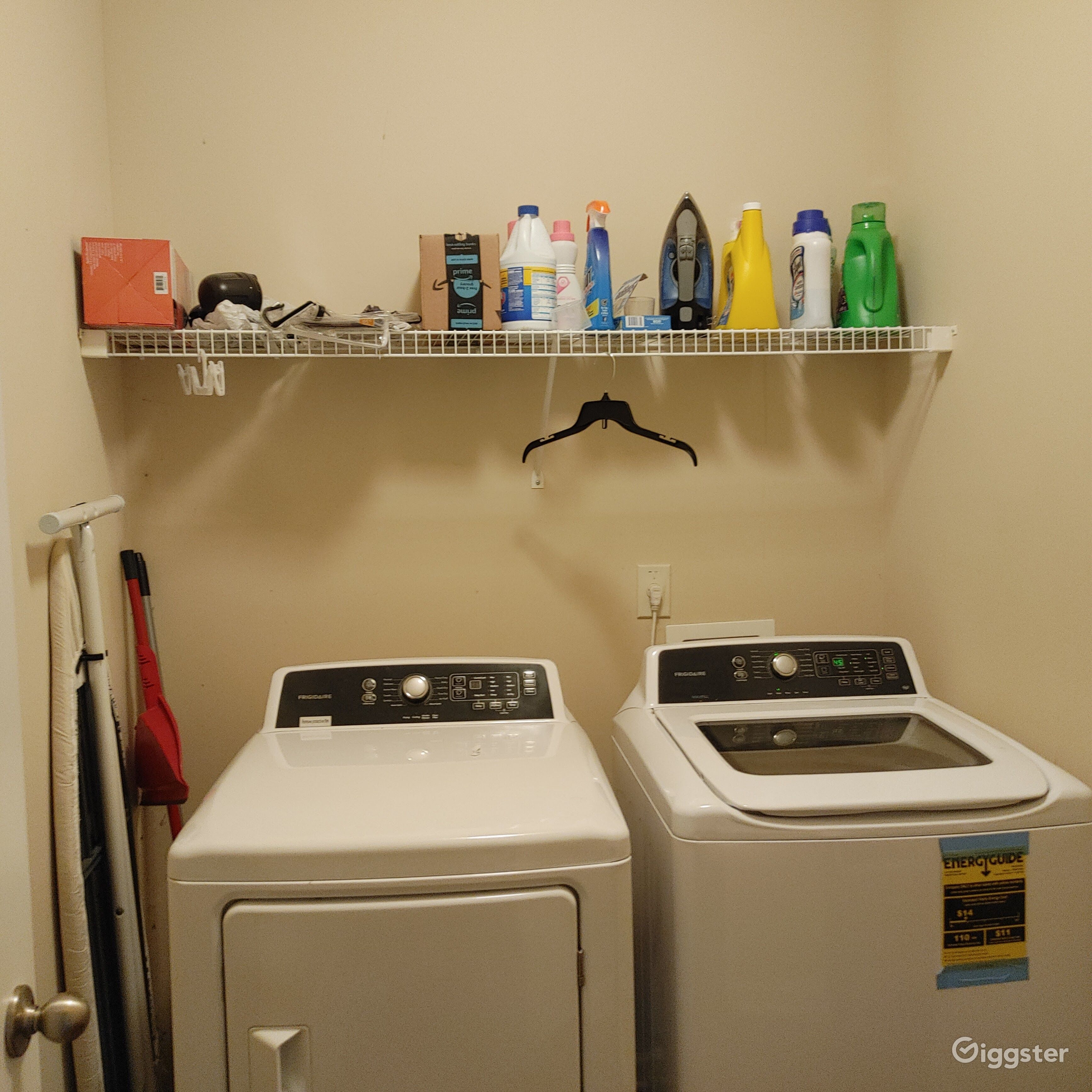 Crystal Manor | Rent this location on Giggster