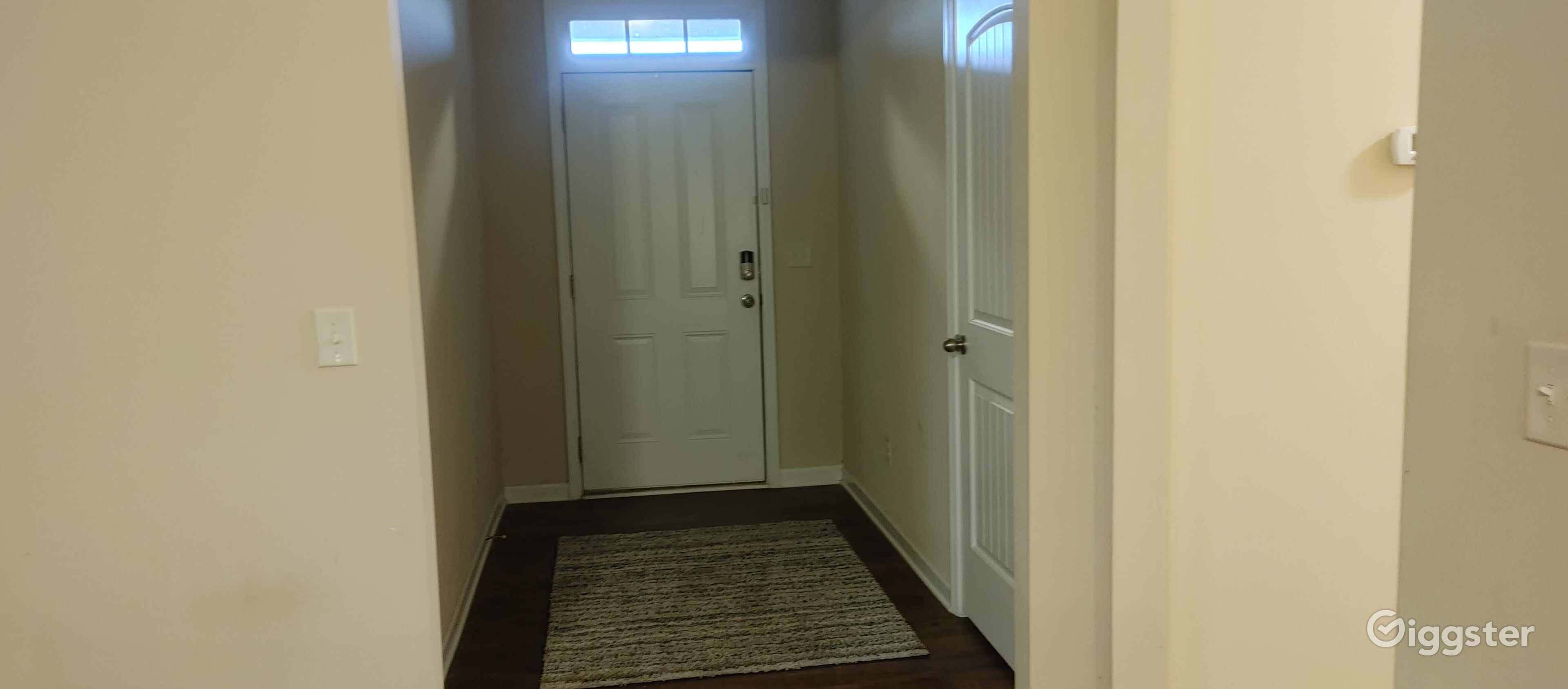 Crystal Manor | Rent this location on Giggster