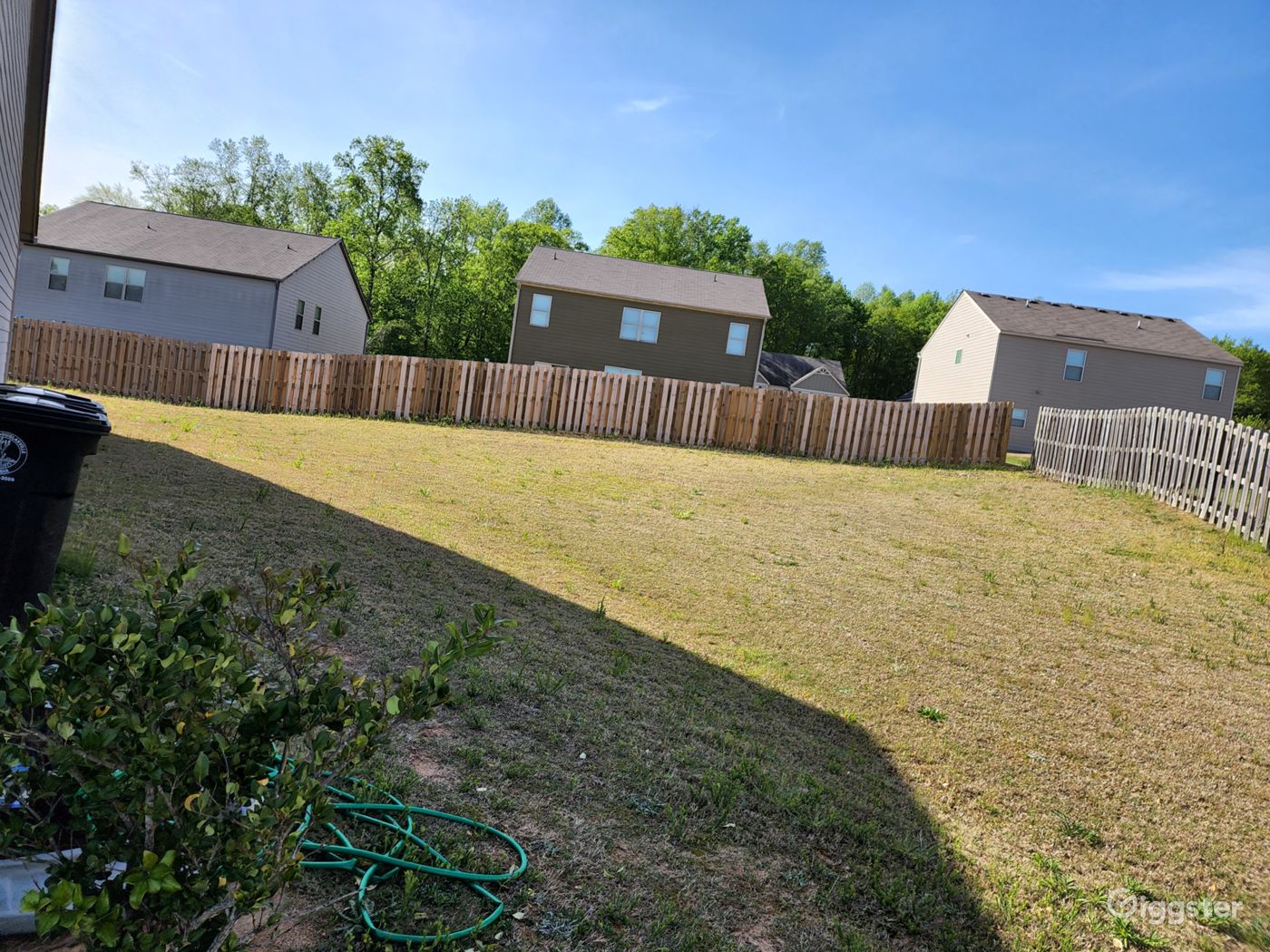 Crystal Manor | Rent this location on Giggster