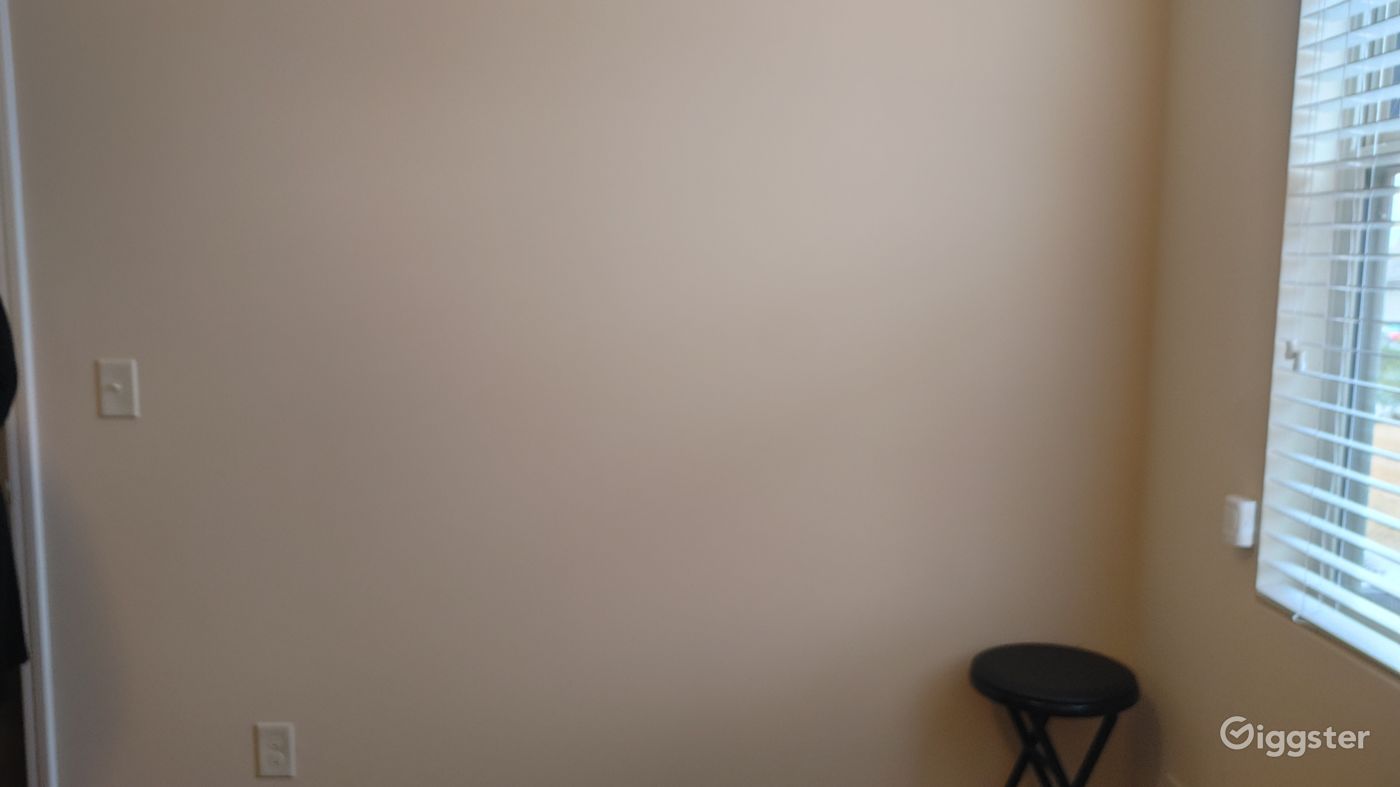 Crystal Manor | Rent this location on Giggster