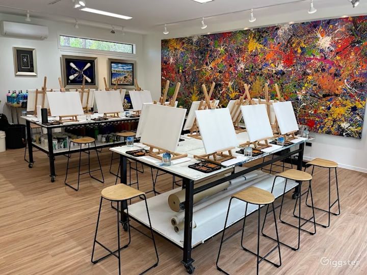 Modern ART Studio | Rent this location on Giggster