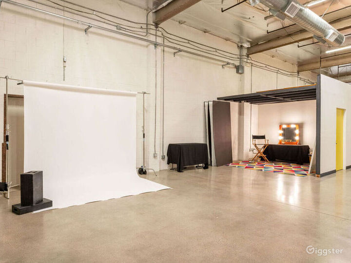 Photography Studio Warehouse | Rent this location on Giggster