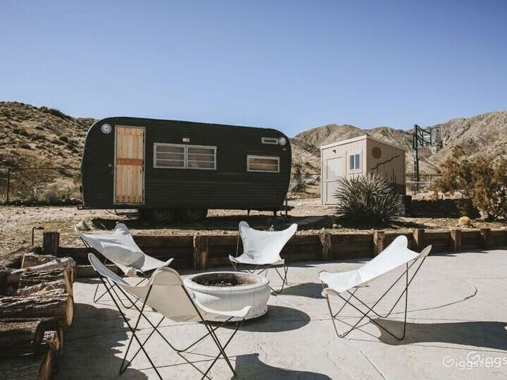 Large Modern Desert Ranch with Basketball Court | Rent this location on ...