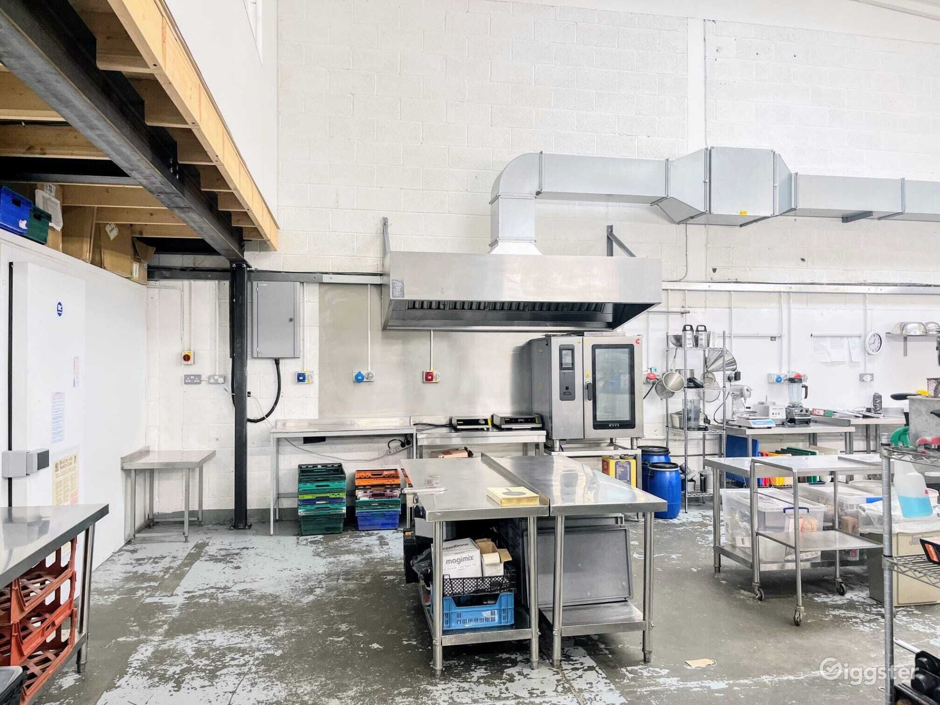 Commercial Kitchen, Event Space, Food Trailer | Rent this location on ...