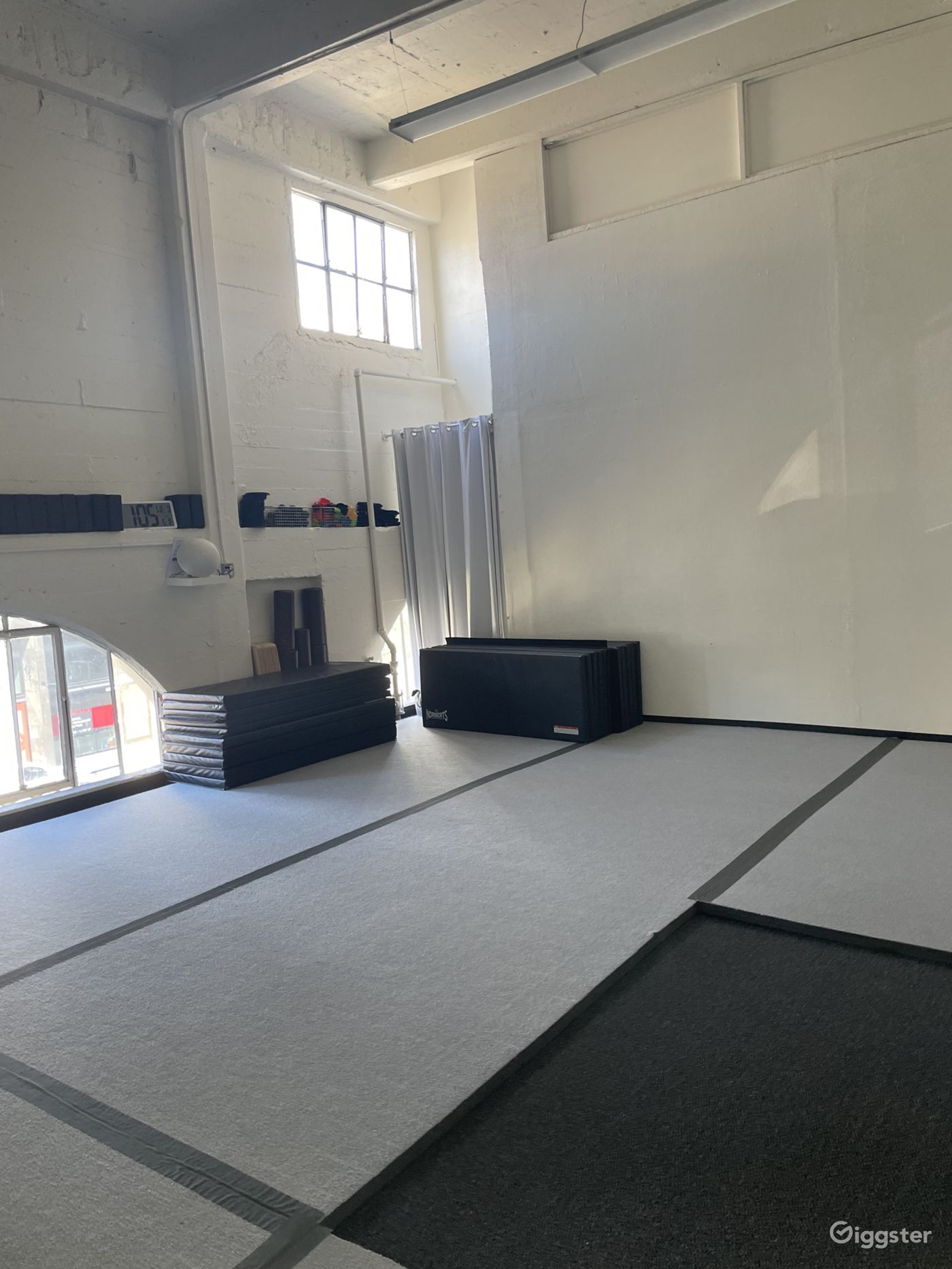 Stretching & Flexibility Room | Rent this location on Giggster