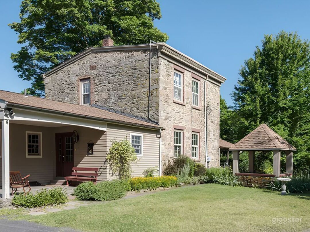 1820s Federalist-Style House | Rent this location on Giggster