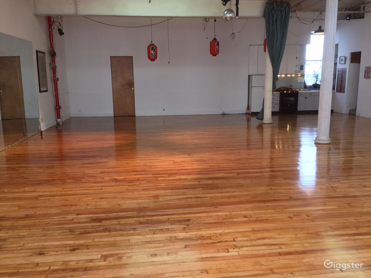 Dance Loft in SoHo with Kitchen | Rent this location on Giggster