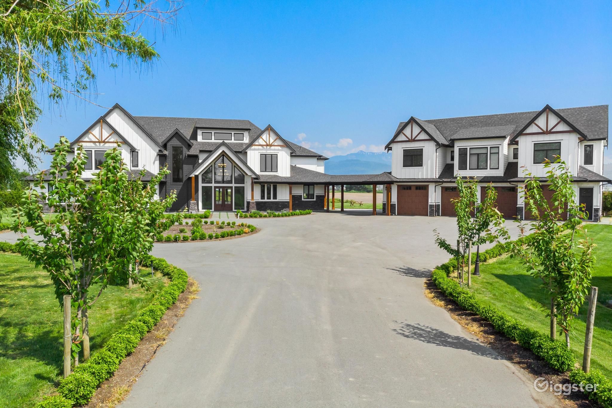 Mansion on a farm, scenic mountain views | Rent this location on Giggster