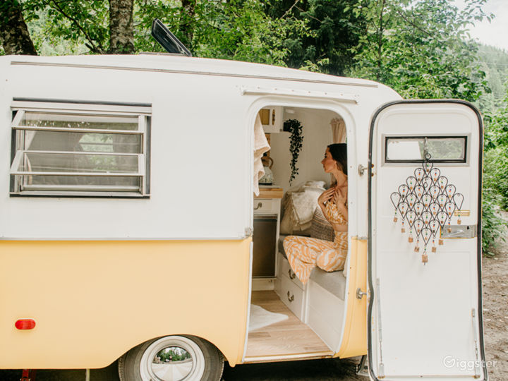 Vintage 1970s Boler Trailer - Miss Daisy Lane | Rent this location on Giggster