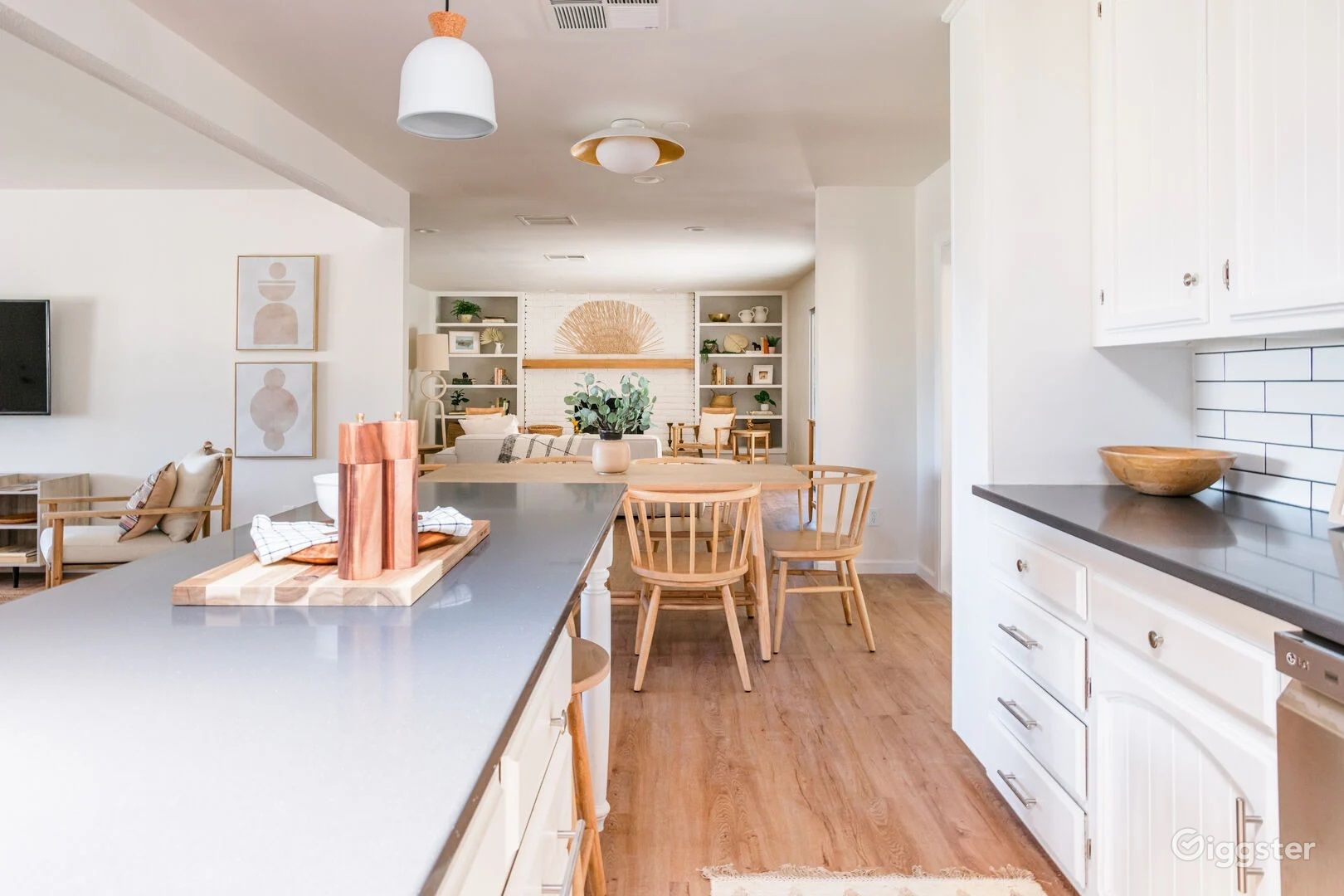 Tamarisk House | Rent this location on Giggster