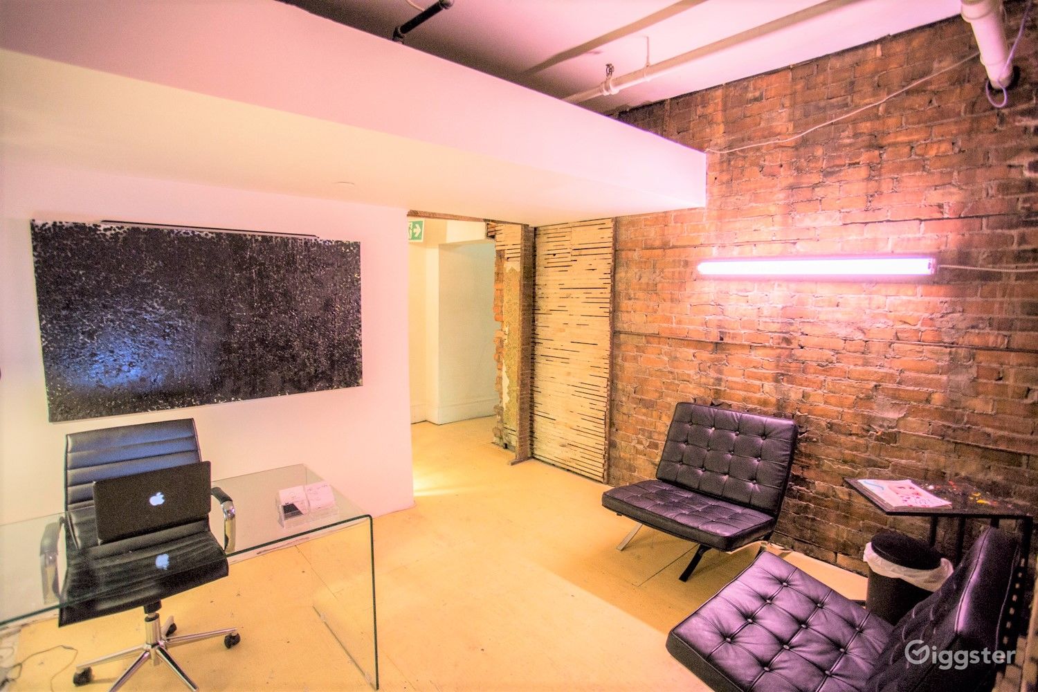 Diverse Character Multi Use Studio | Rent this location on Giggster