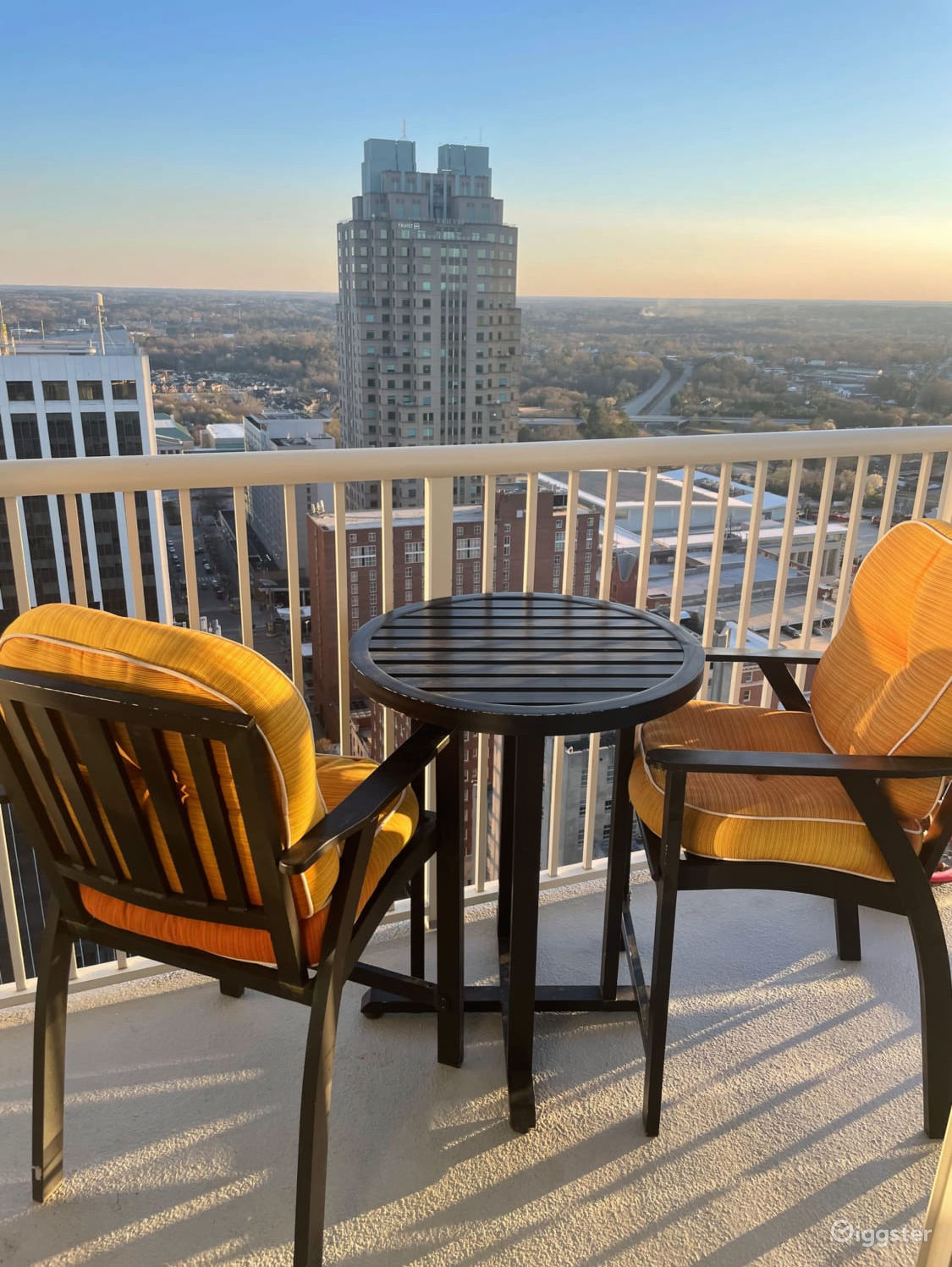 Floor to Ceiling Panoramic Downtown Raleigh Views! | Rent this location ...