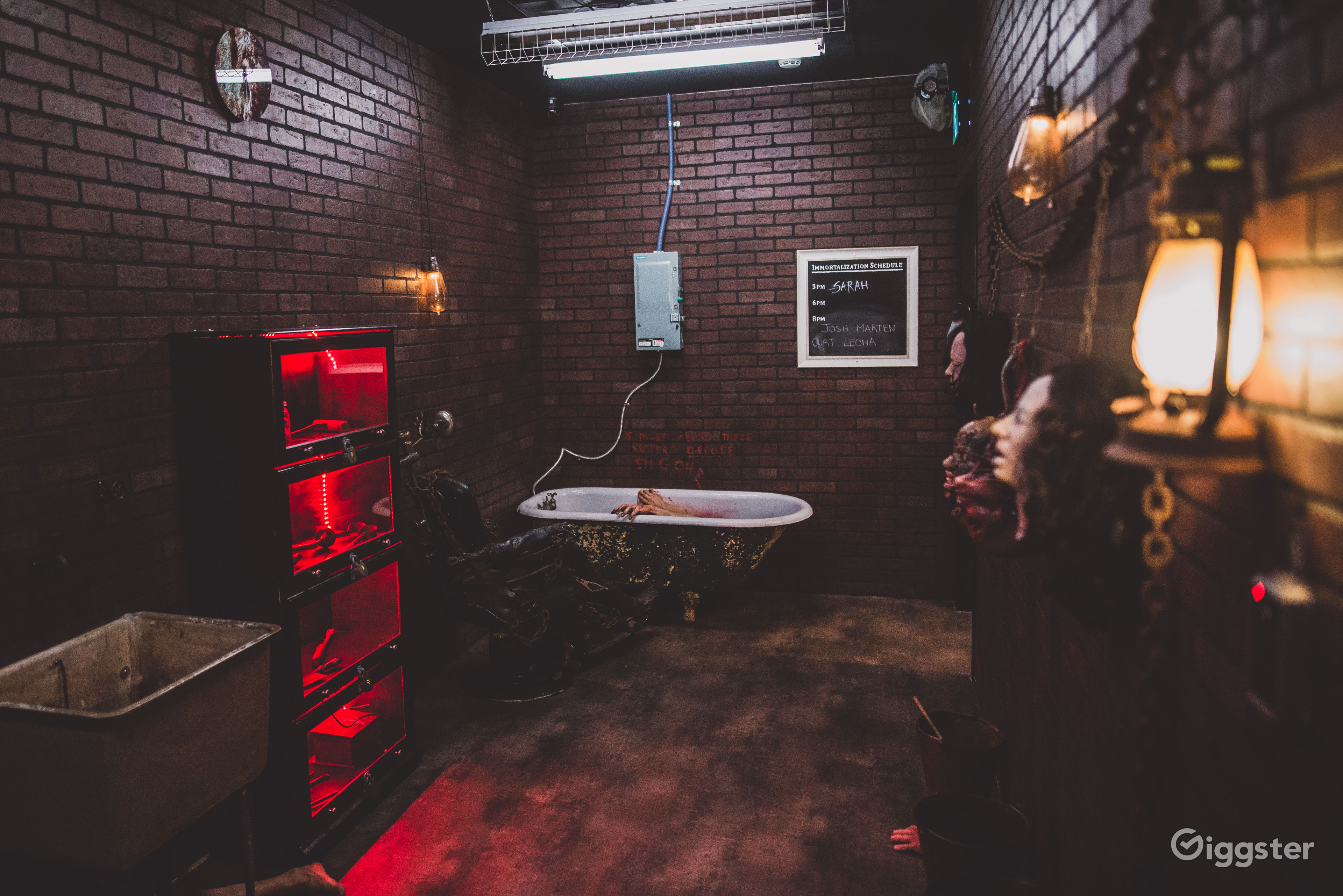 Entertainment Escape Room - with Movie Set Themes | Rent this location ...