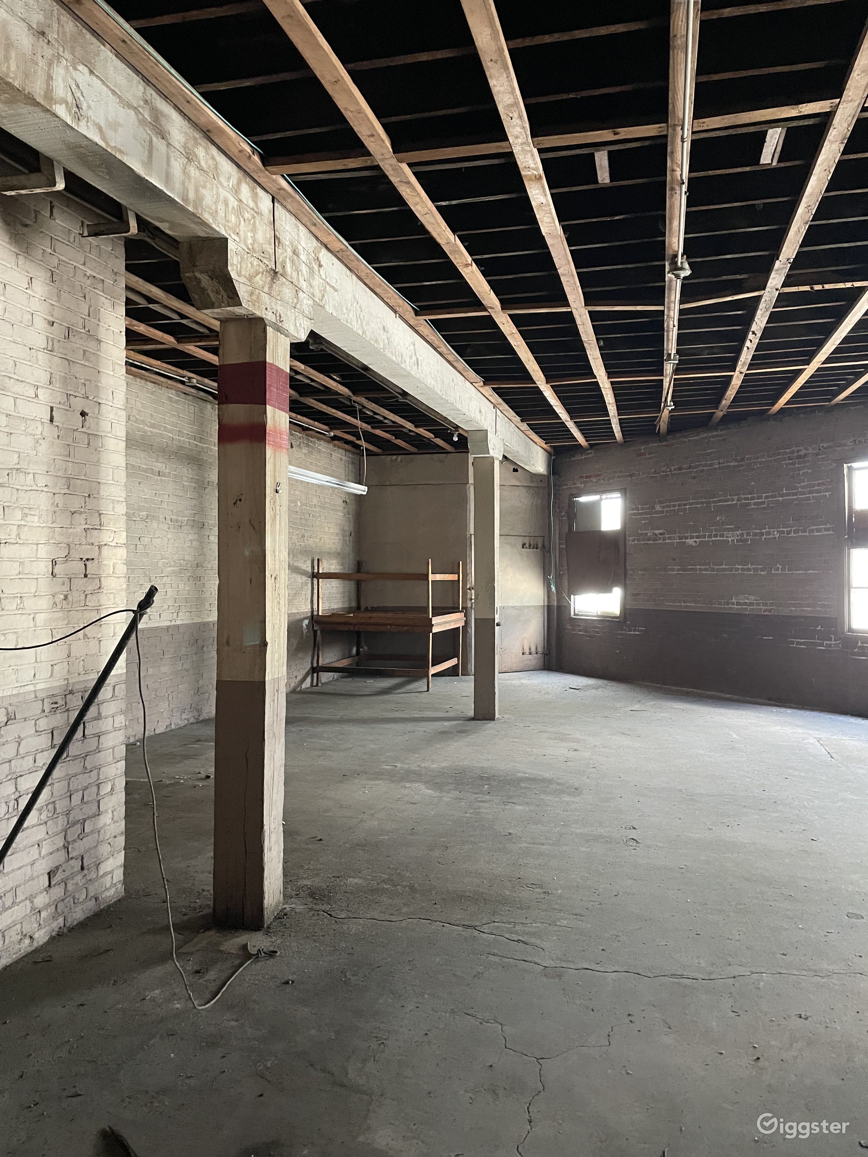 The Lamp Factory | Rent this location on Giggster