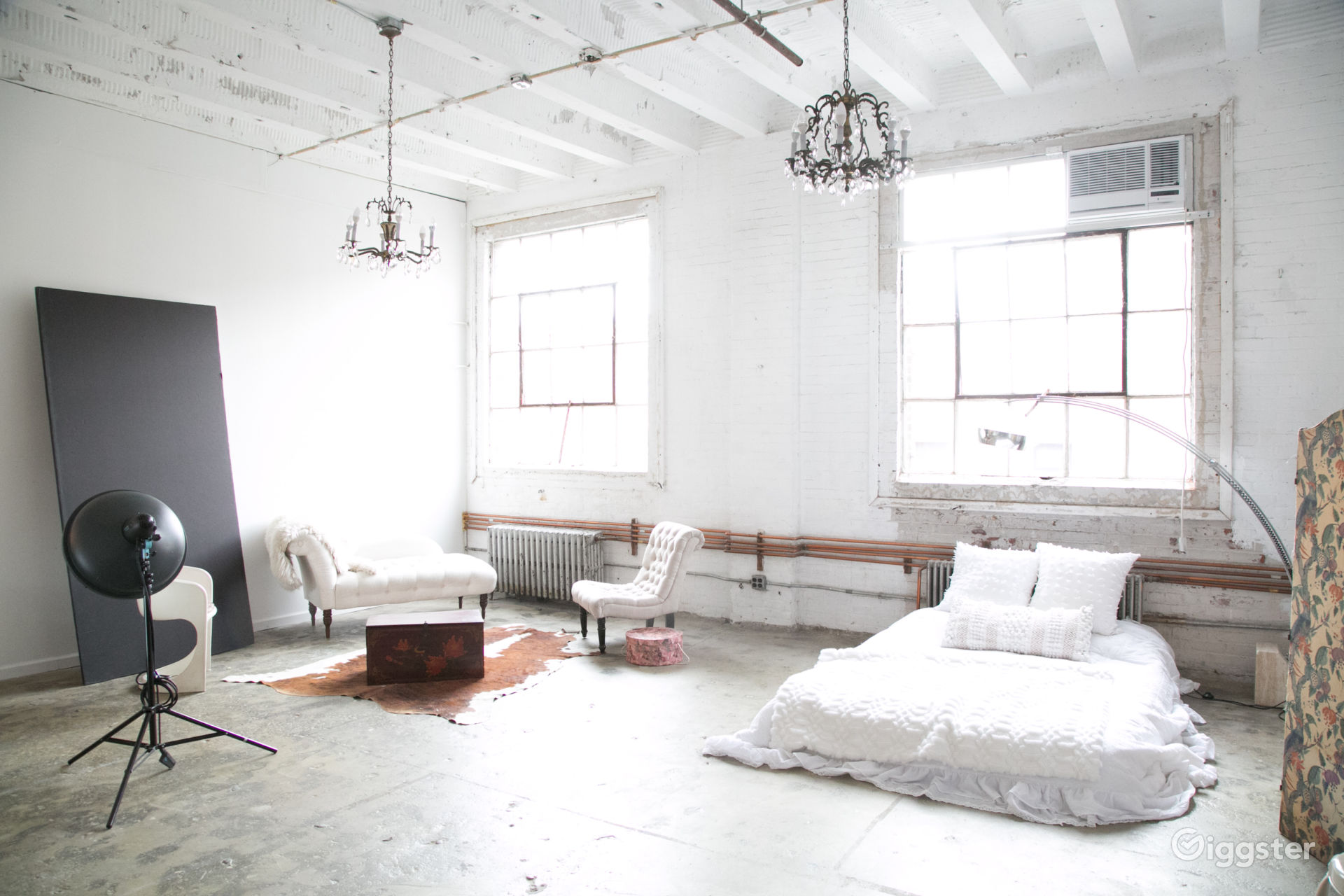 Crown Studios Loft | Rent this location on Giggster