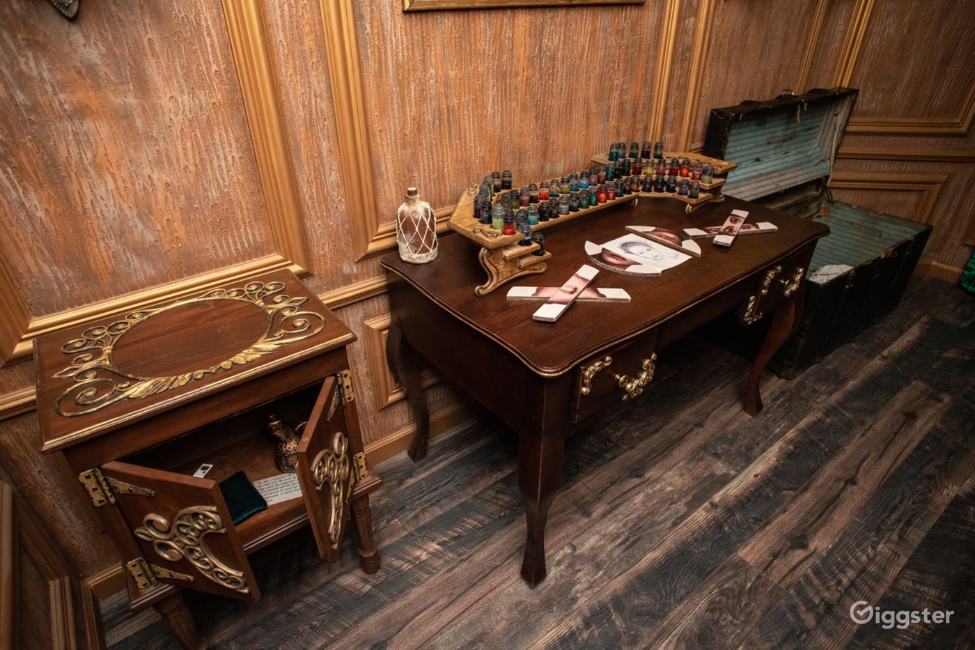 Ornate perfumery Victorian steampunk dungeon | Rent this location on ...