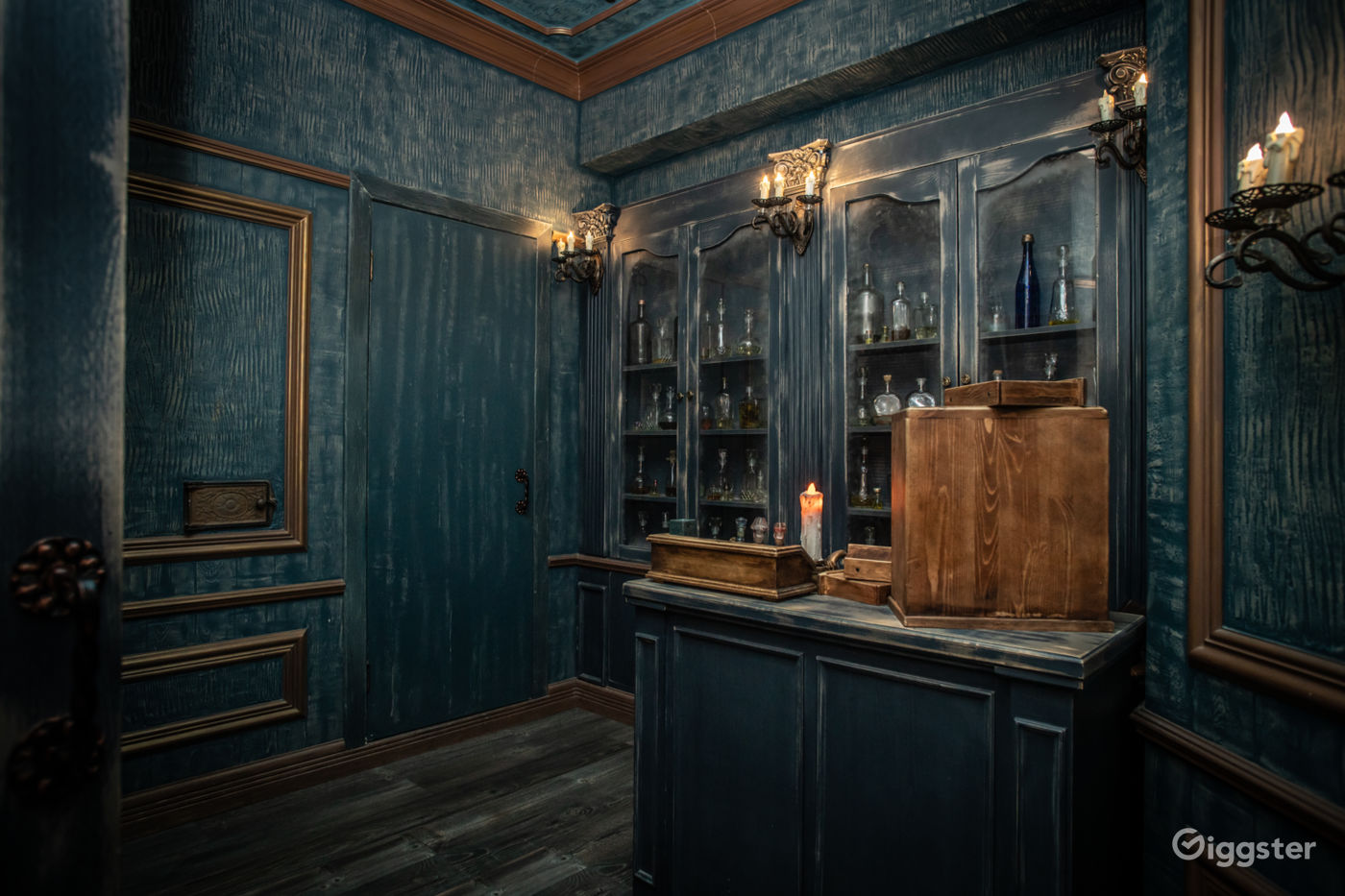 Ornate perfumery Victorian steampunk dungeon | Rent this location on ...