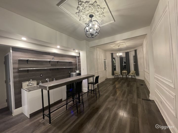 Open Concept Space In Victorian Century Home Rent This Location On