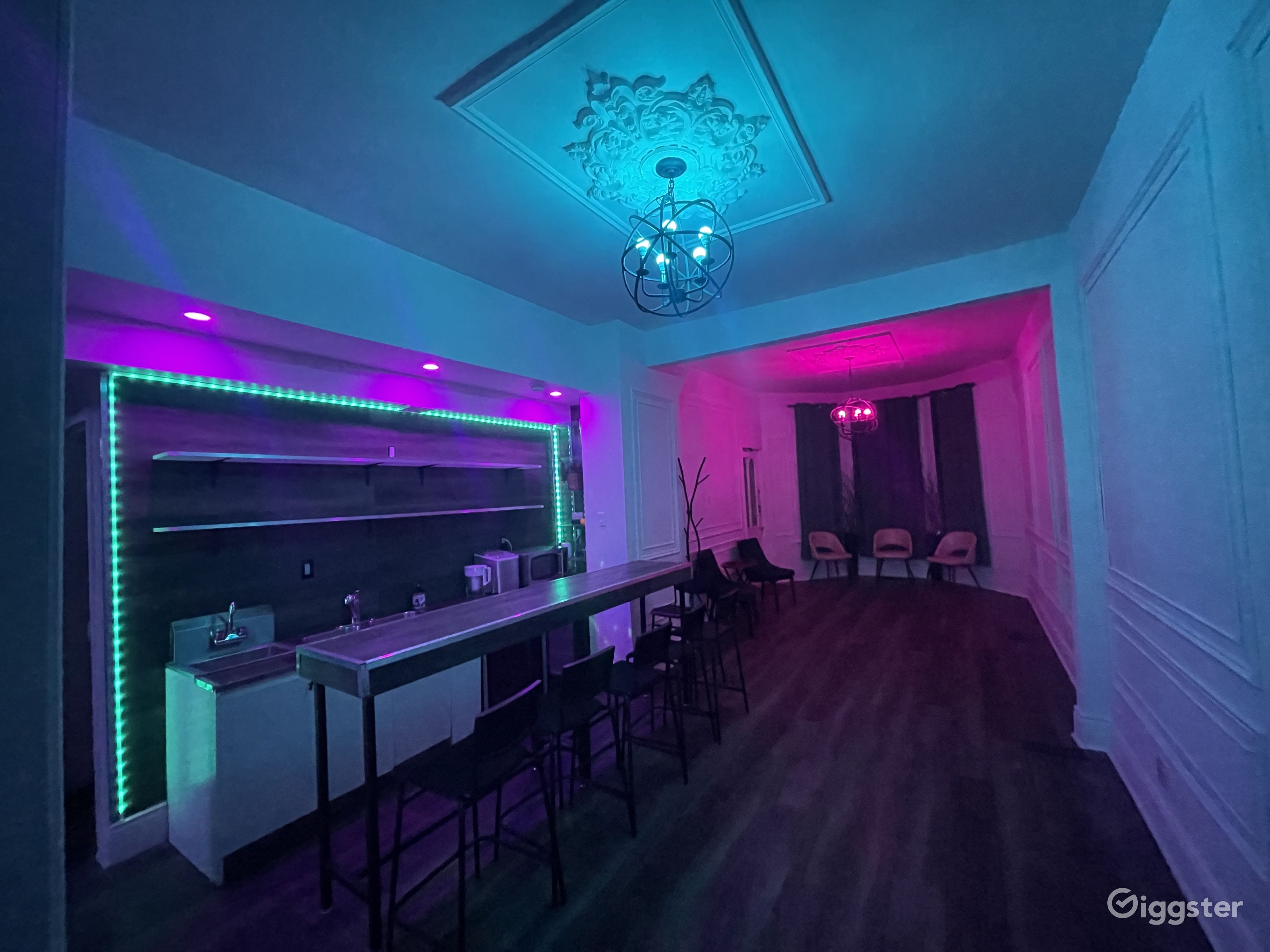 Downtown Open Concept Studio and Event Space | Rent this location on ...
