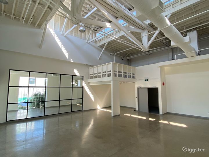 Large Open Space With High Ceilings | Rent this location on Giggster