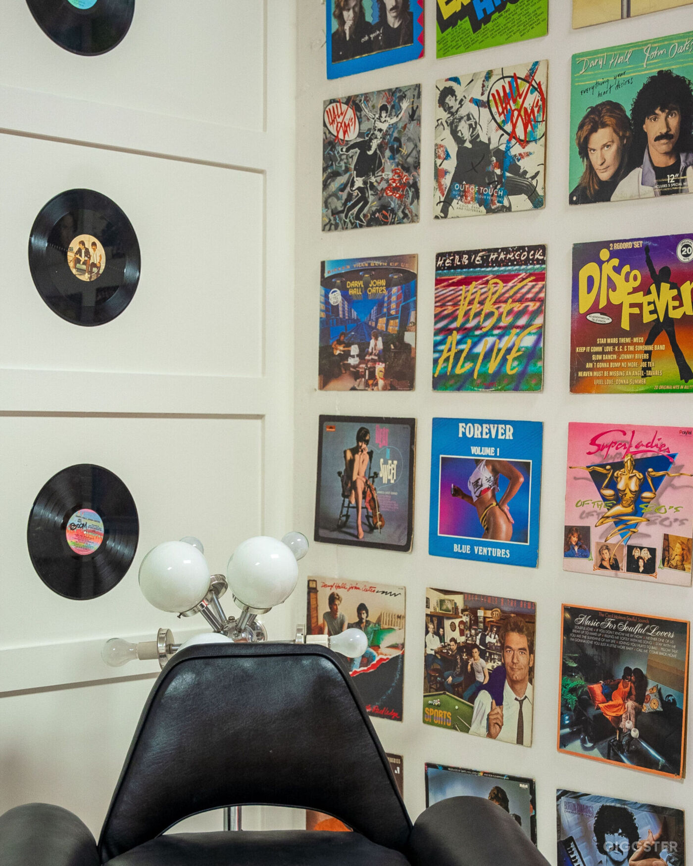 Retro studio (60s/70s) | Rent this location on Giggster