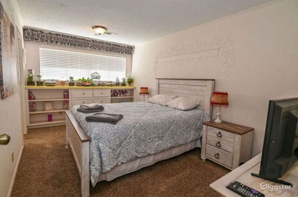 Regal House | Rent this location on Giggster