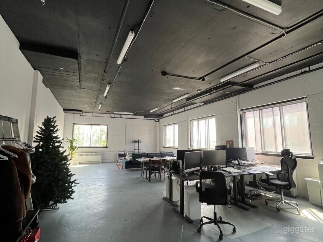 Bright Airy Studio Space | Rent this location on Giggster
